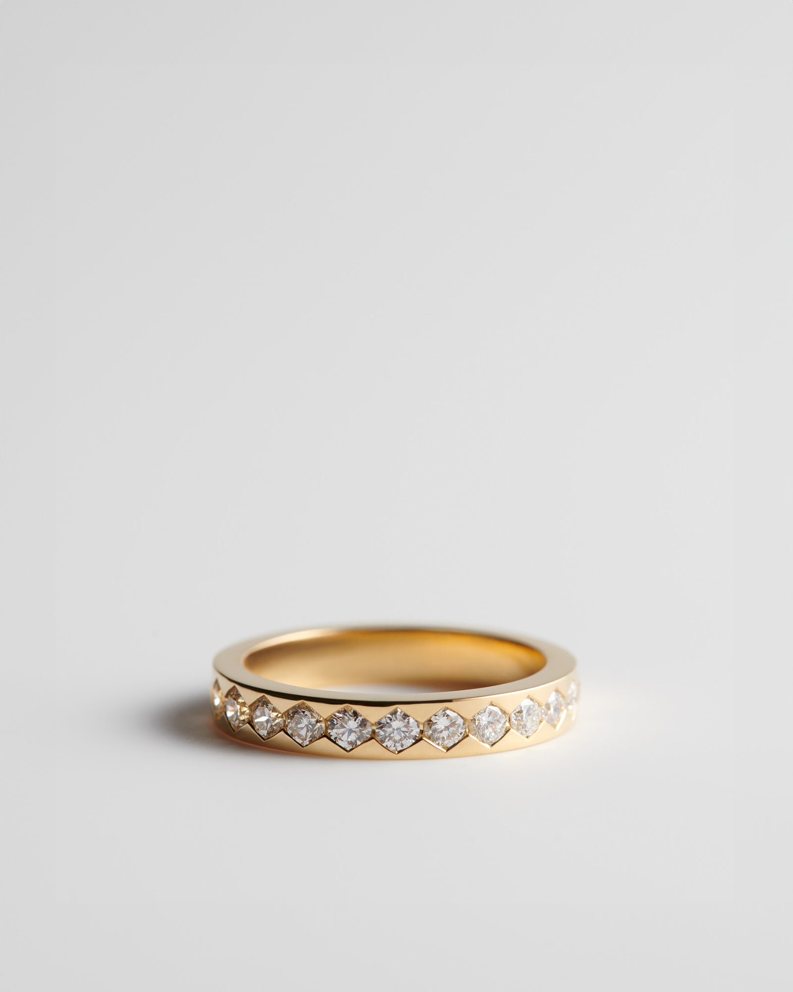 Trap Ring - White Diamonds – Hamish Munro