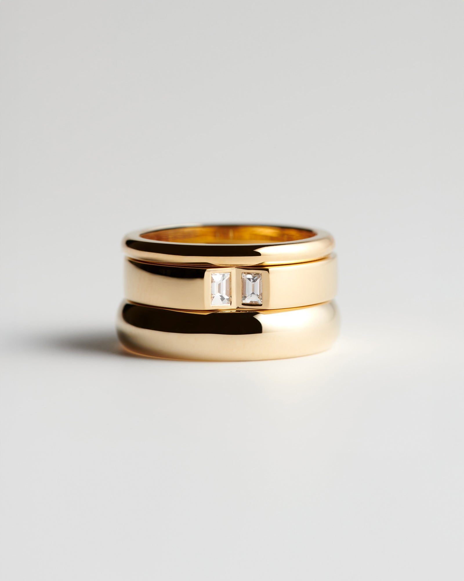 Joan Band 443 - White Diamonds – Hamish Munro